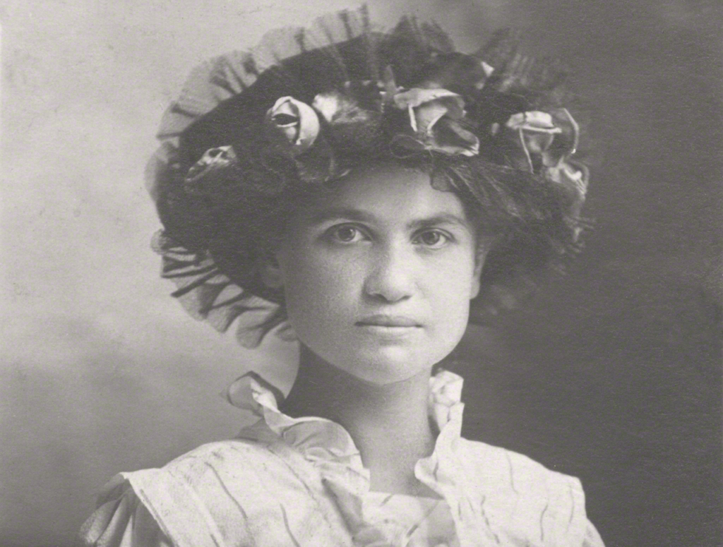 The Past Matters | Finding your family history through photographs